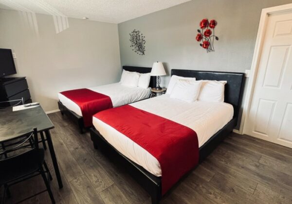 Maple Leaf Motel & RV Campground